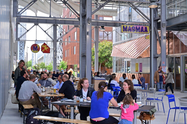 MAGMAA – La halle Alstom devenue Food Hall par DLW et VOUS