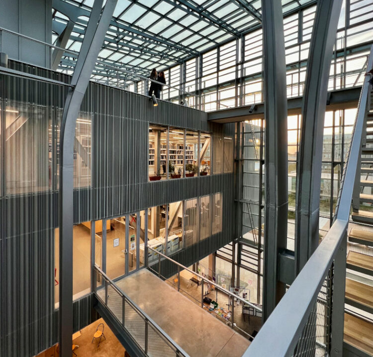 A Saclay, Campus AgroParisTech signé Marc Mimram