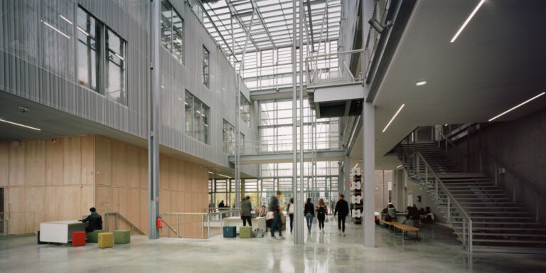 A Saclay, Campus AgroParisTech signé Marc Mimram