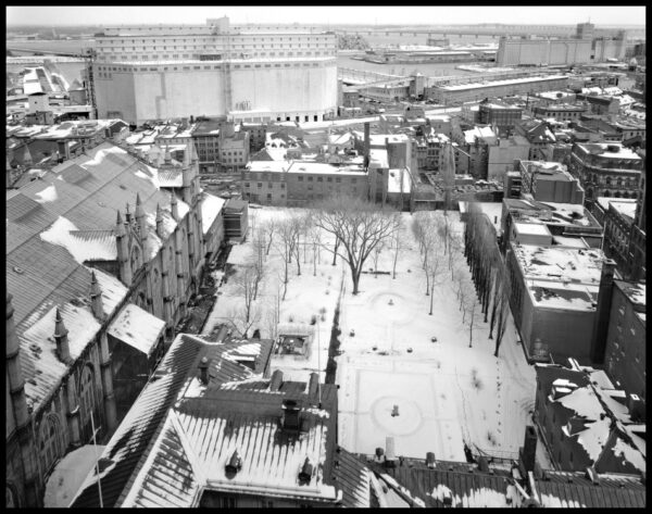 Phyllis Lambert, l’âme du Seagram Building et des pierres grises ...